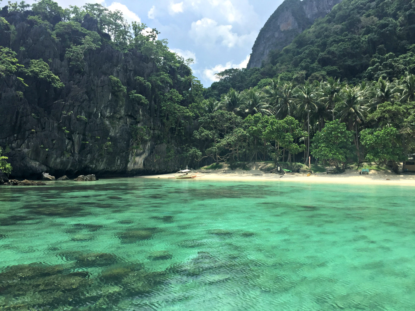 Papaya Beach - Just to the right of the 7Commando Beach ...