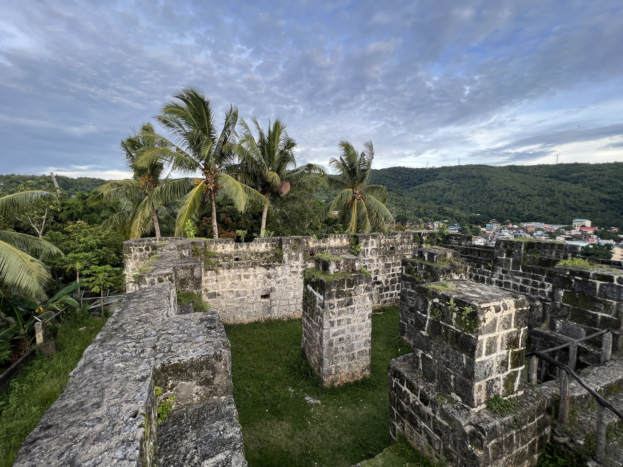 ROMBLON ROMBLON, AN ISLAND SO NICE YOU SAY IT TWICE - whynotwithkids.com